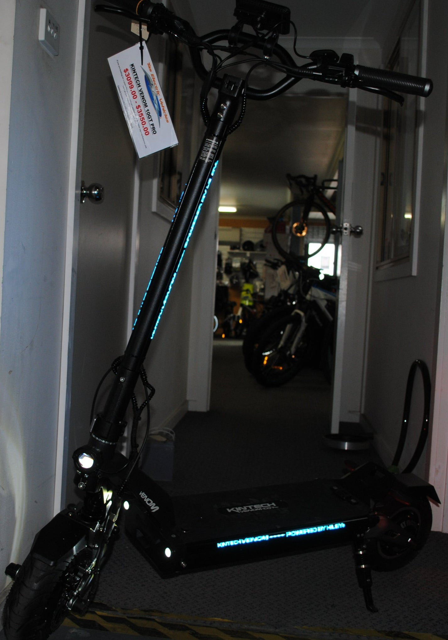 KINTECH Venom 10GT PRO Electric Scooter – Tas Electric Vehicles